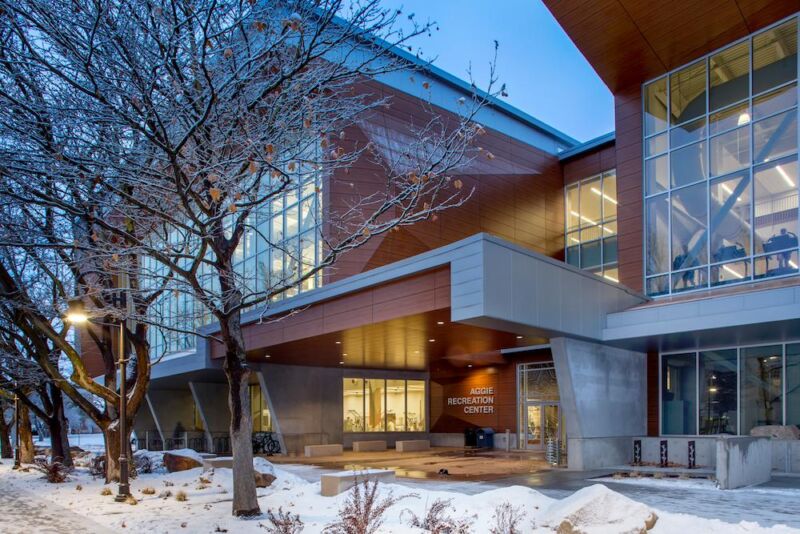 Girls Volleyball Camp at Utah State University | UT Camps